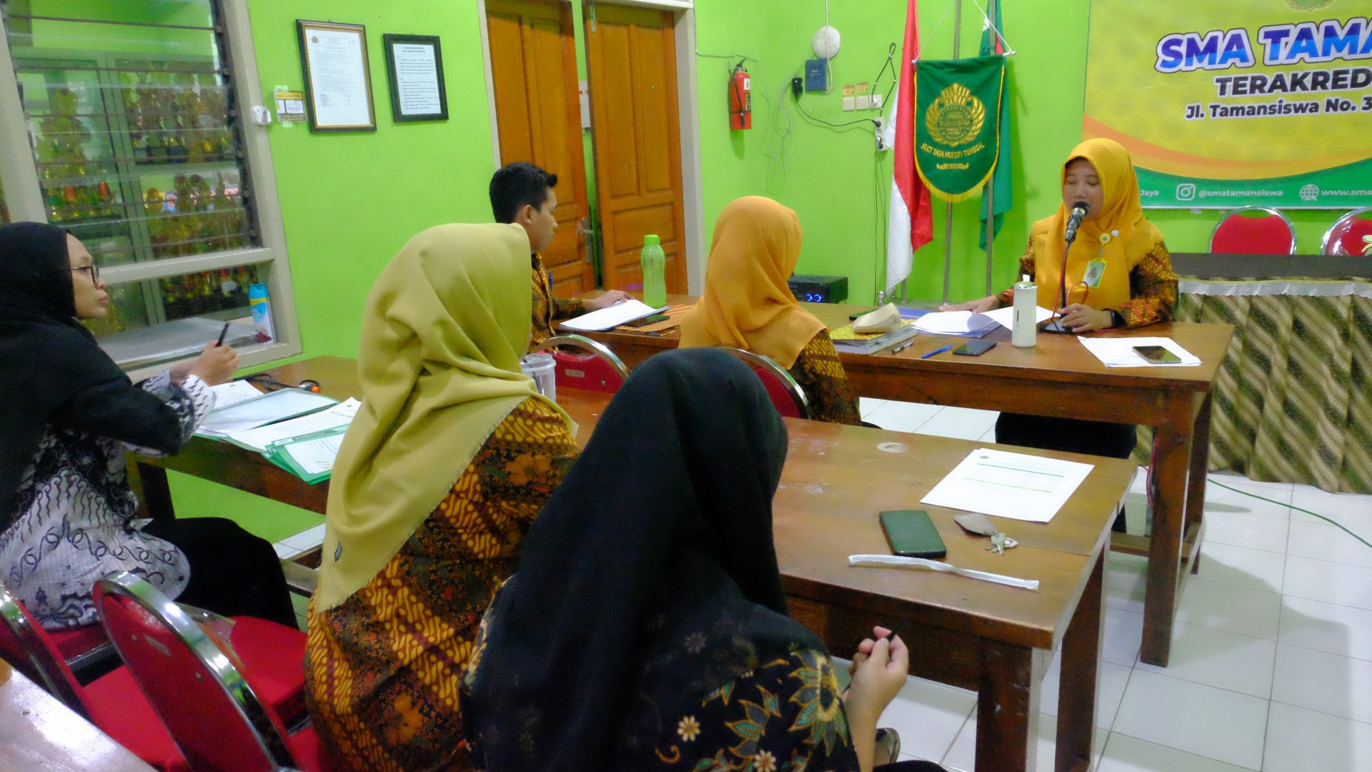 Rapat Perkembangan Penyusunan Dokumen Usulan Calon Sekolah Adiwiyata ... Rapat Perkembangan Penyusunan Dokumen Usulan Calon Sekolah Adiwiyata ...